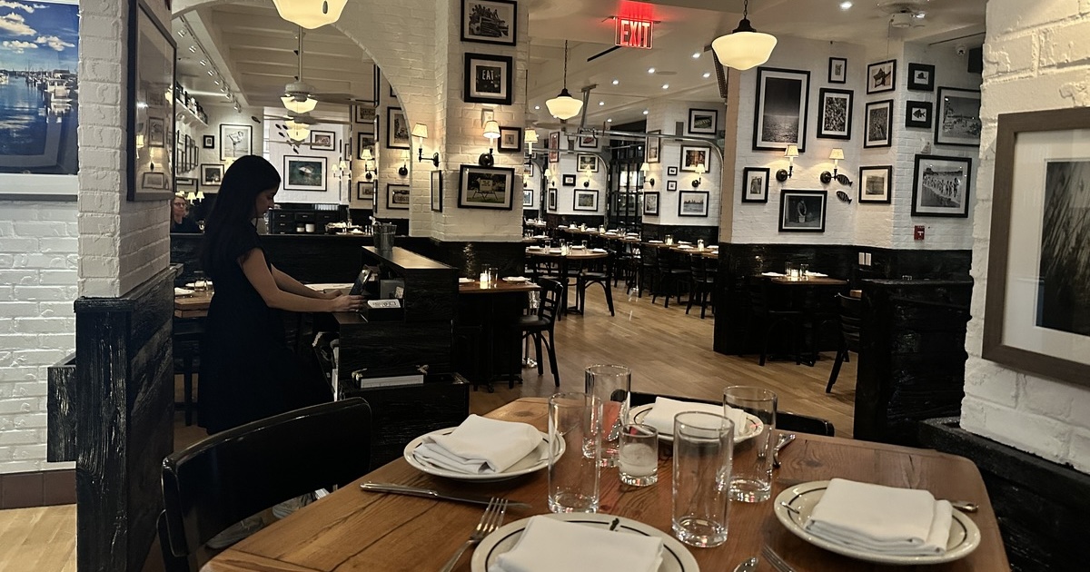 The Mermaid Inn RETURNS: Look Inside - iLovetheUpperWestSide.com